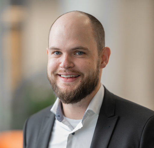 Innovating the communications and study sharing using a cloud platform ...