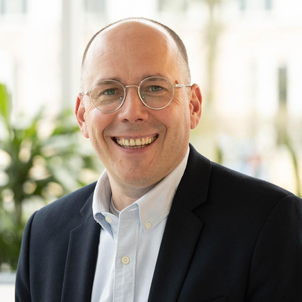 Image Guidance and Robotics: Indispensable Tools for the Next Level in ...