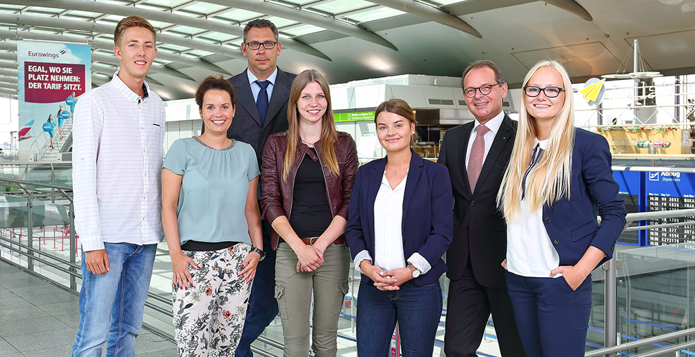 Neue Auszubildende am Flughafen | Dortmund Airport