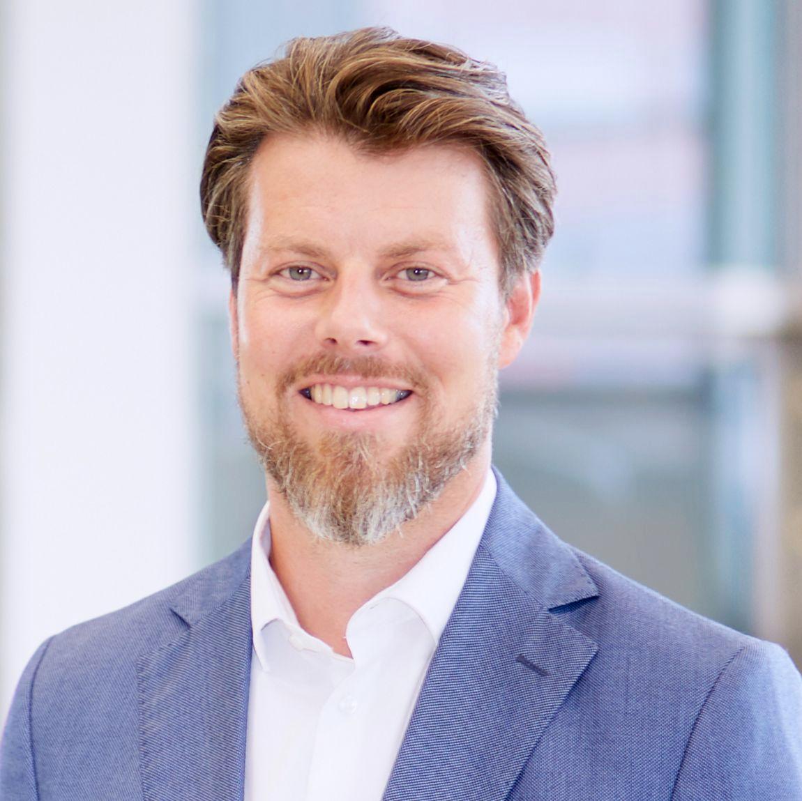 Contact_Malewski_Michael_002_R2.jpg?nowebp=1