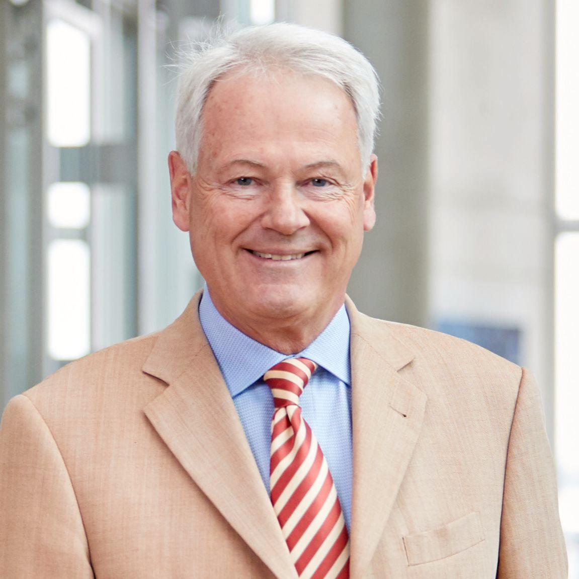 contact_Wachtel_Thomas_High_Res.jpg?nowebp=1