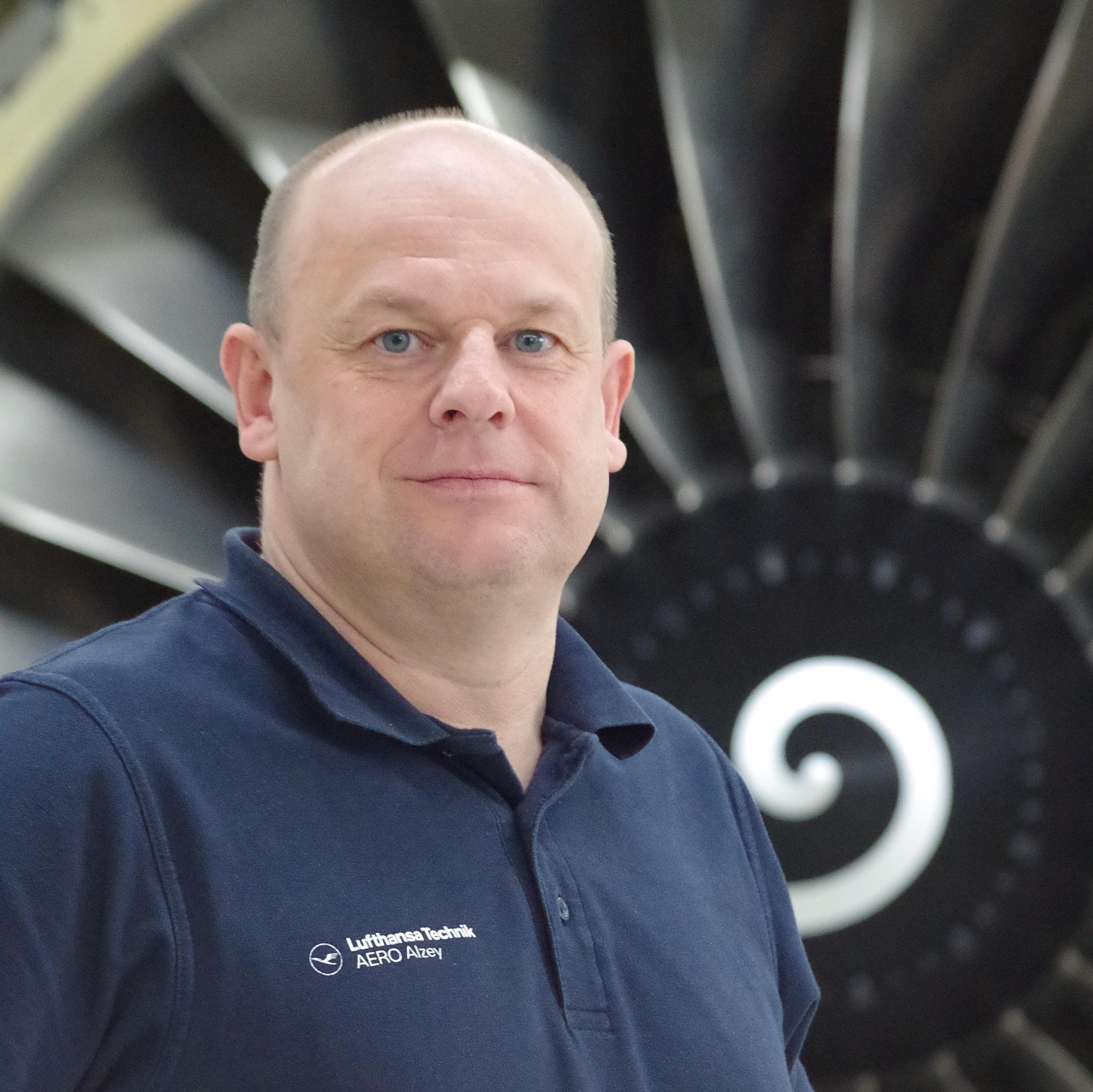 Contact_Schaefer.png?nowebp=1