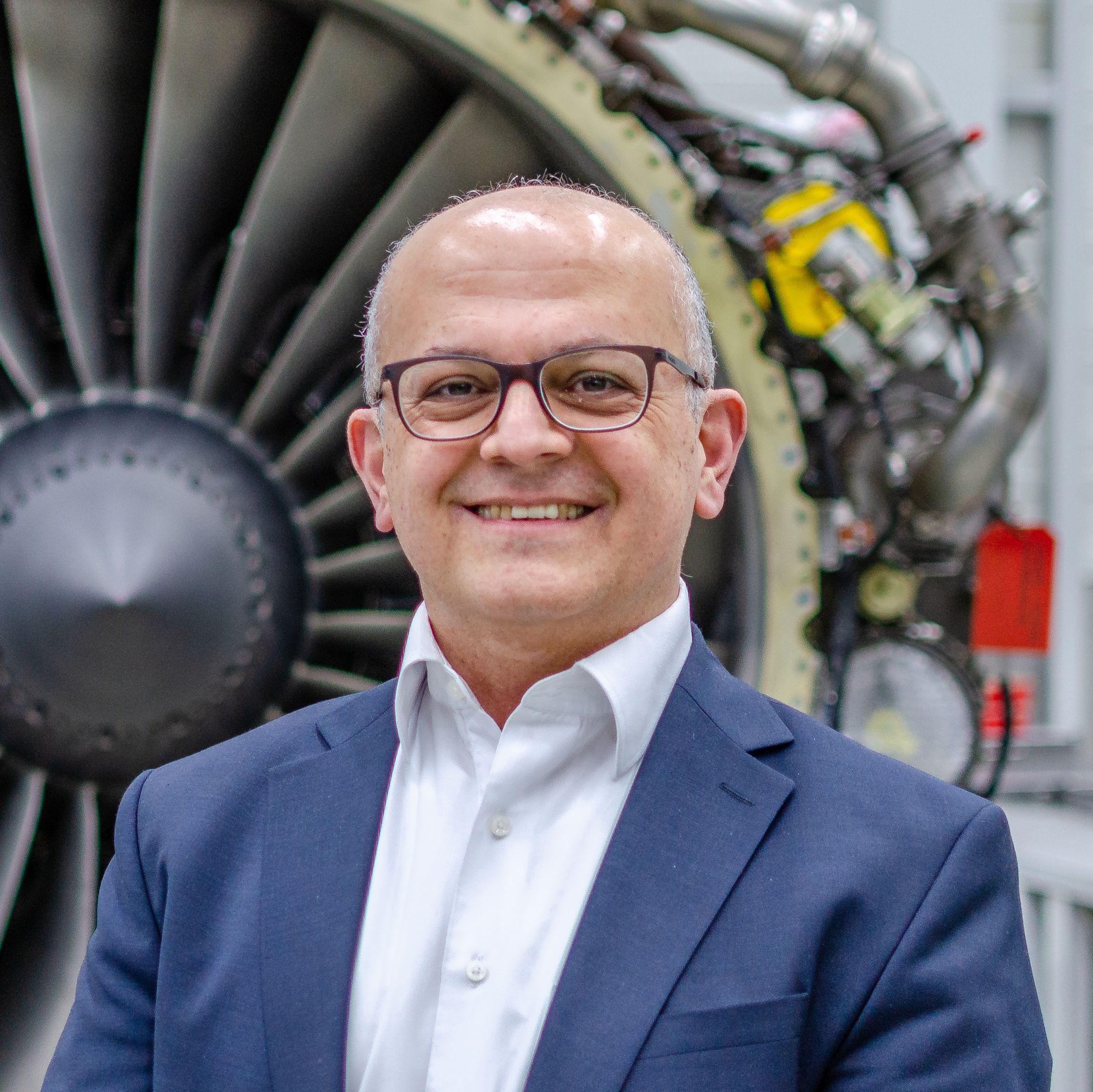 contact_Akbulut_Fatih_High_Res.jpg?nowebp=1