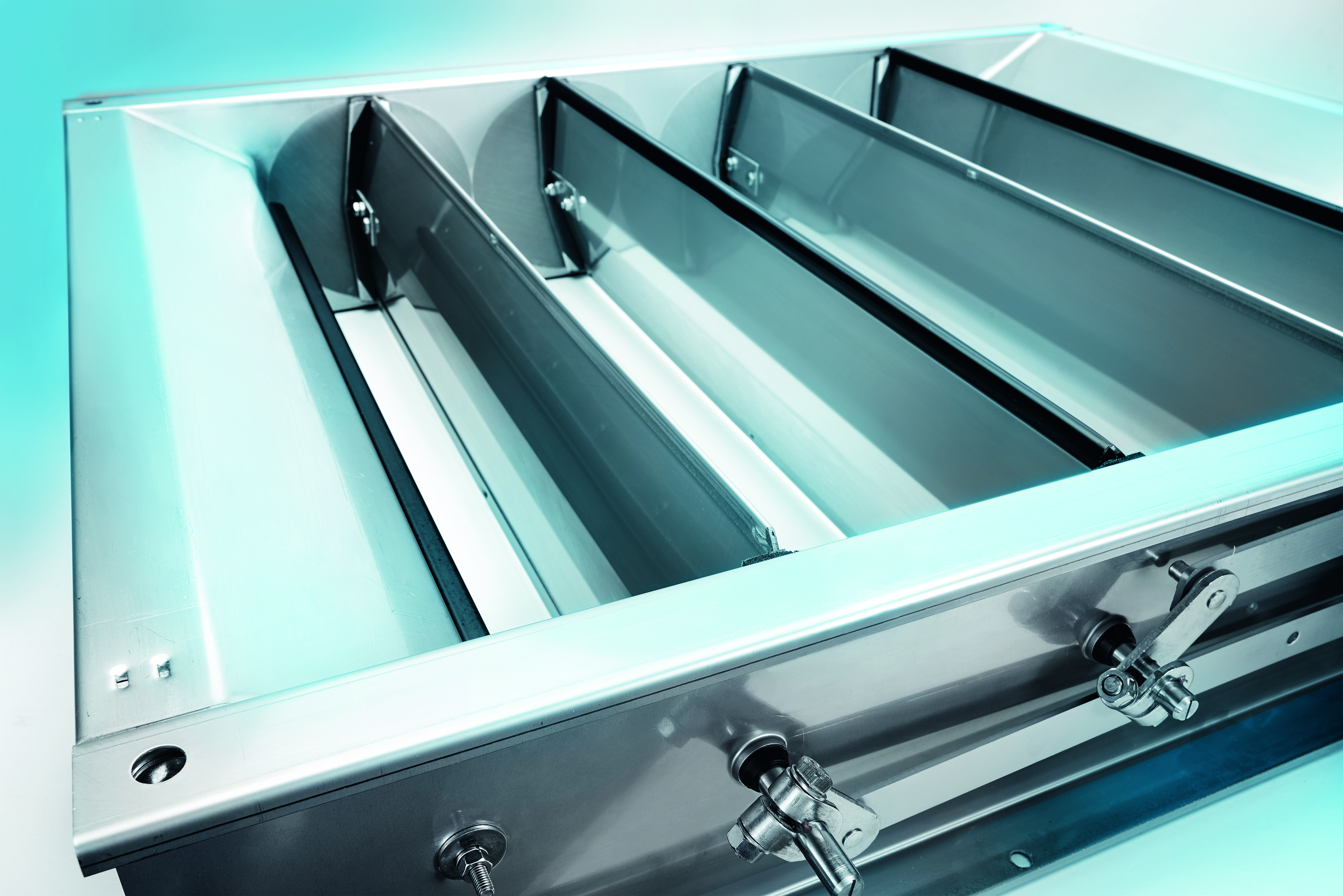 Hochwertige Lüftungstechnik - TROX Komplettsysteme im Einsatz auf der ...